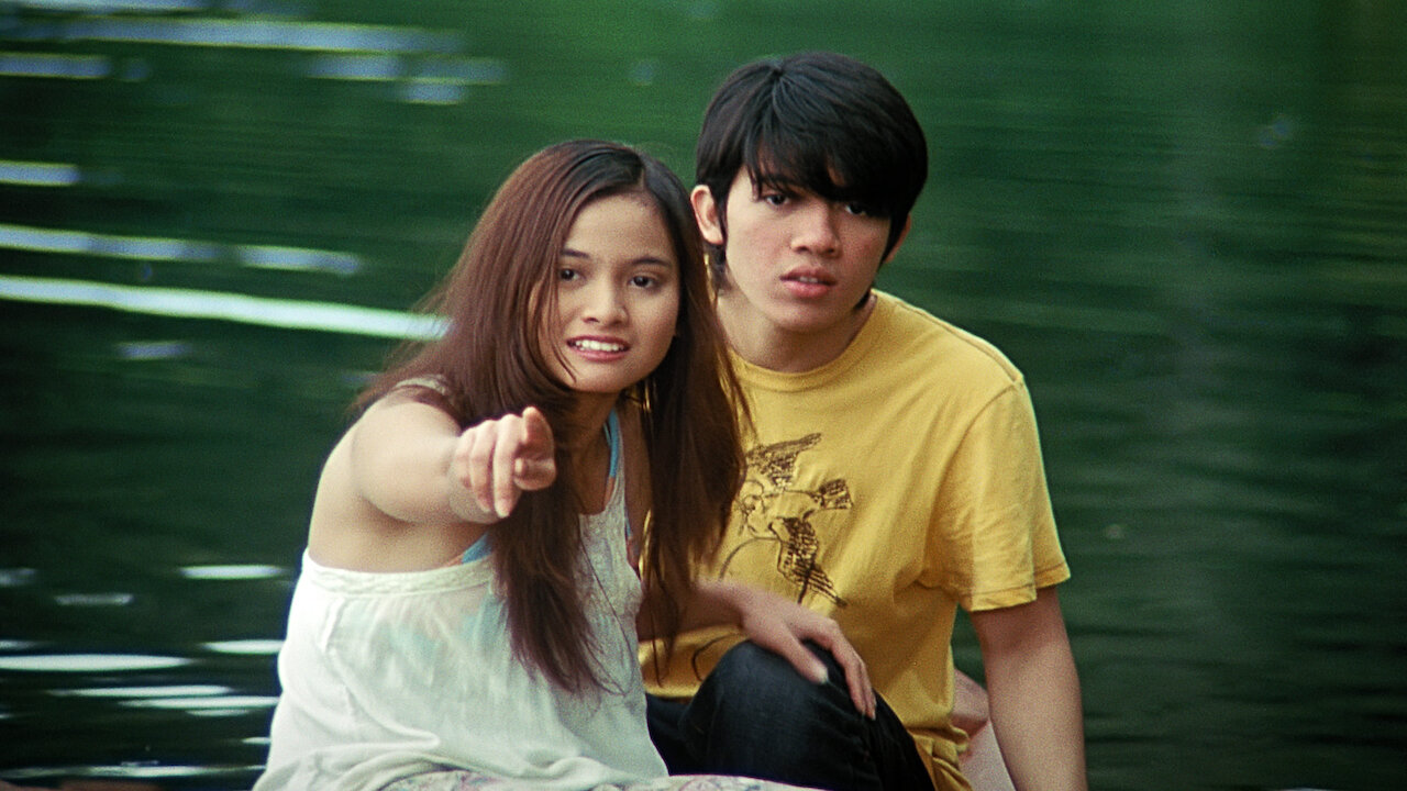 Daftar 10 Film Romantis Indonesia Bikin Bahagia dan juga Sedih