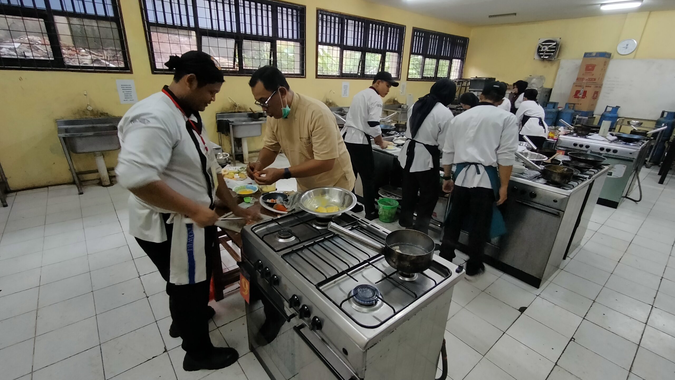 Ujikom Tata Boga SMKN 2 Depok Pakai 5 Klaster