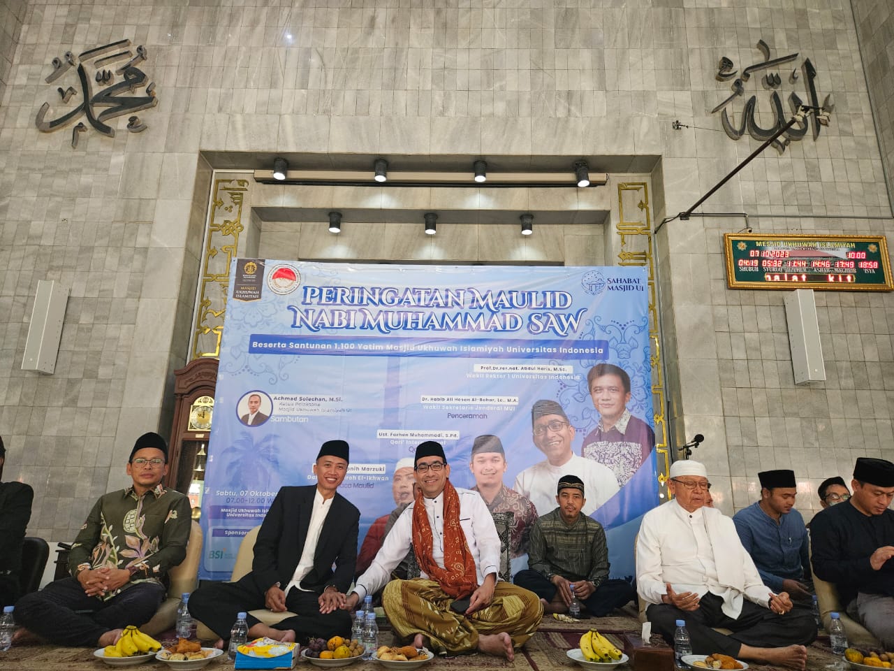 Masjid Ukhuwah UI Berbagi Kebahagiaan 1100 Anak Yatim di Momen Maulid Nabi
